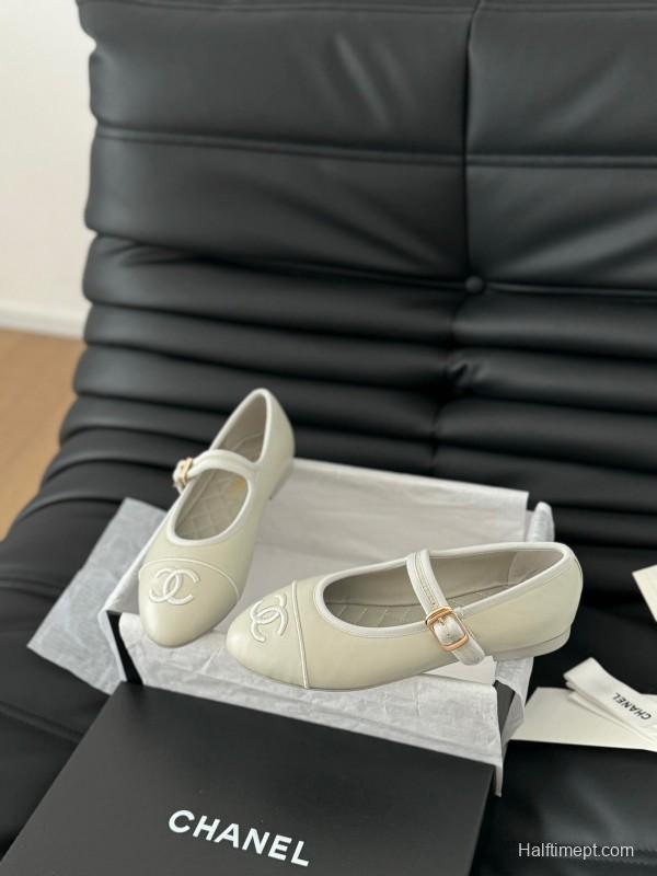 Chanel 2025 SS Runway Mary Jane Pumps - LY00 - Halftime
